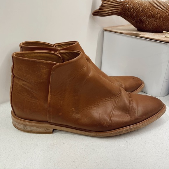 Everlane | Shoes | Everlane The Modern Ankle Booties Brown Leather Pull ...